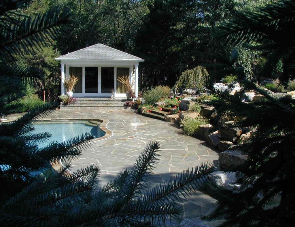 Pool cabana and rock garden | Thomas Biro Landscape Architect